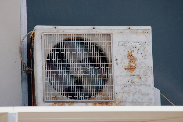 Air Conditioner Condenser Rust: Causes & Prevention - Lake Region Energy