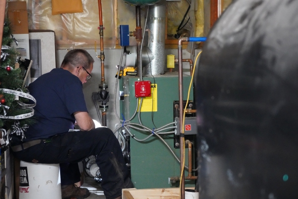 Oil Burner Cleaning & Heating Efficiency - Lake Region Energy